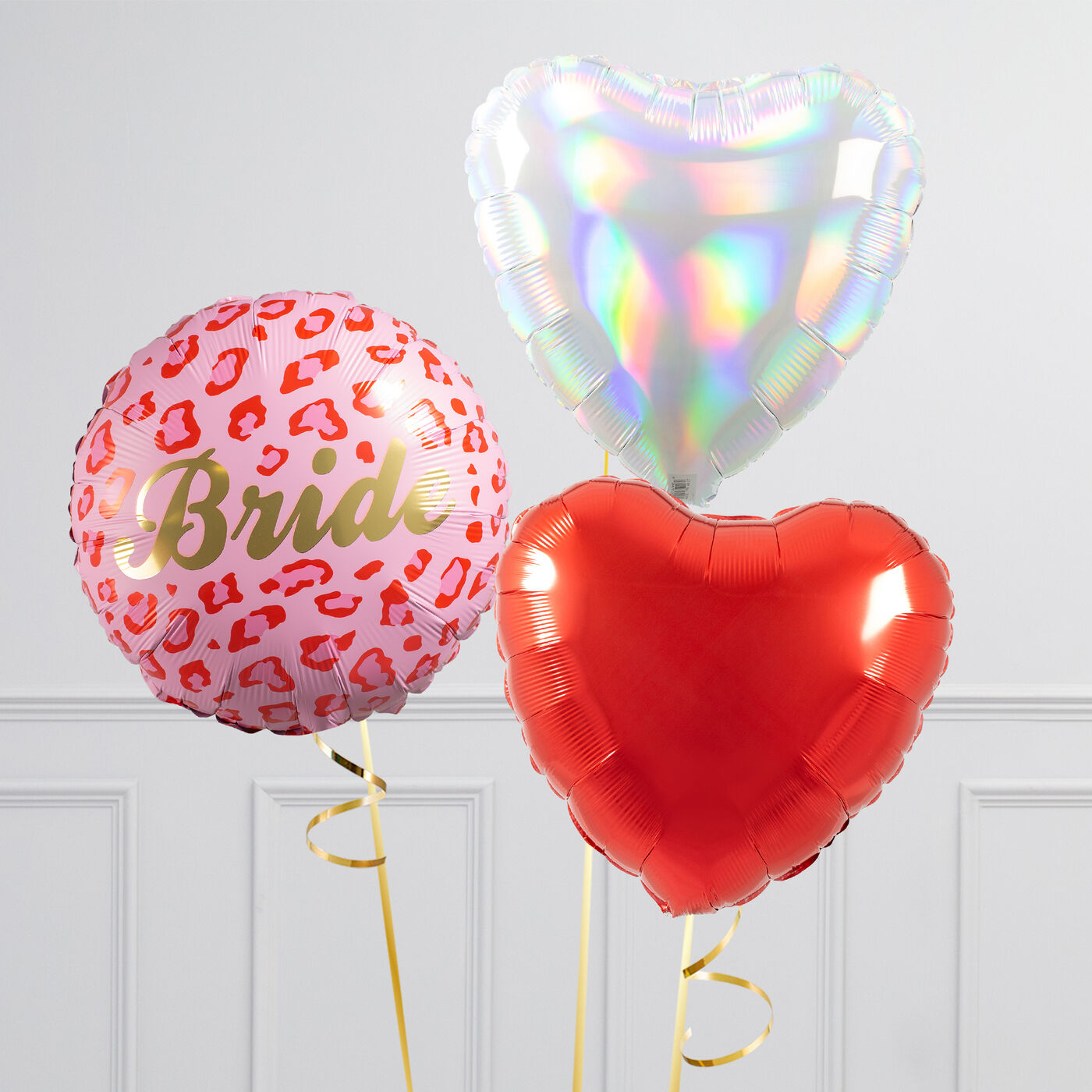 Buy Sassy Bridal Hearts Balloon Bundle - DELIVERED INFLATED! for GBP 43 ...
